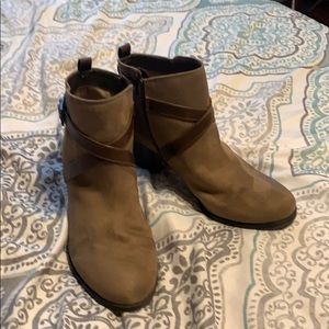 Life Stride | Shoes | Life Stride Flex Suede Brown Boots | Poshmark